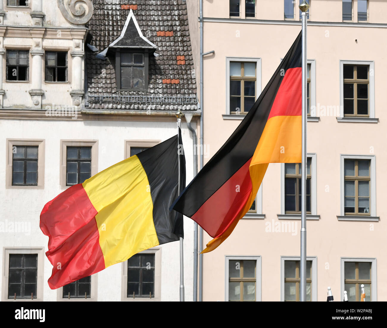 Queen mathilde ring hi-res stock photography and images - Alamy