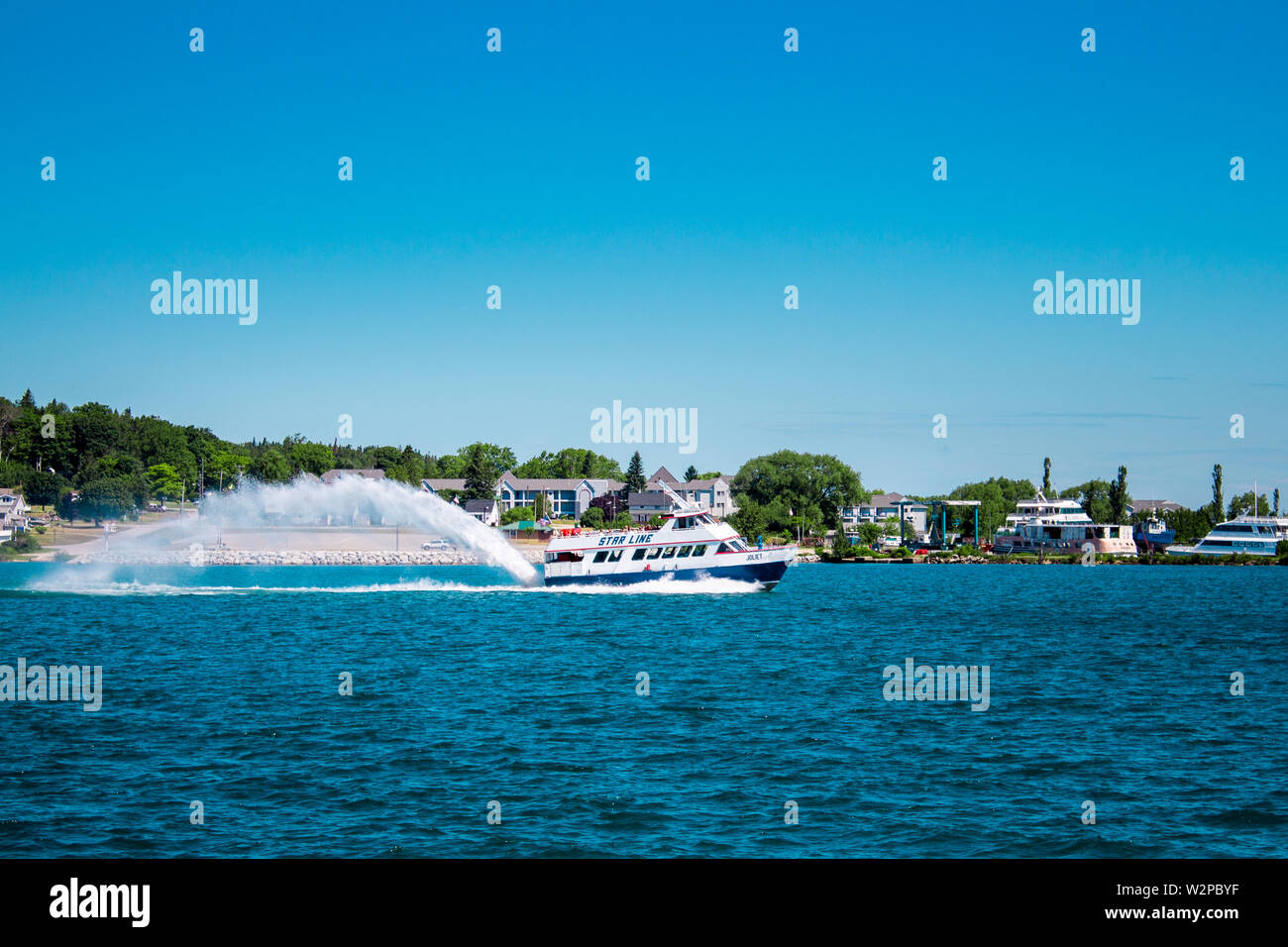 Ferry boat mackinac island michigan hi-res stock photography and images ...