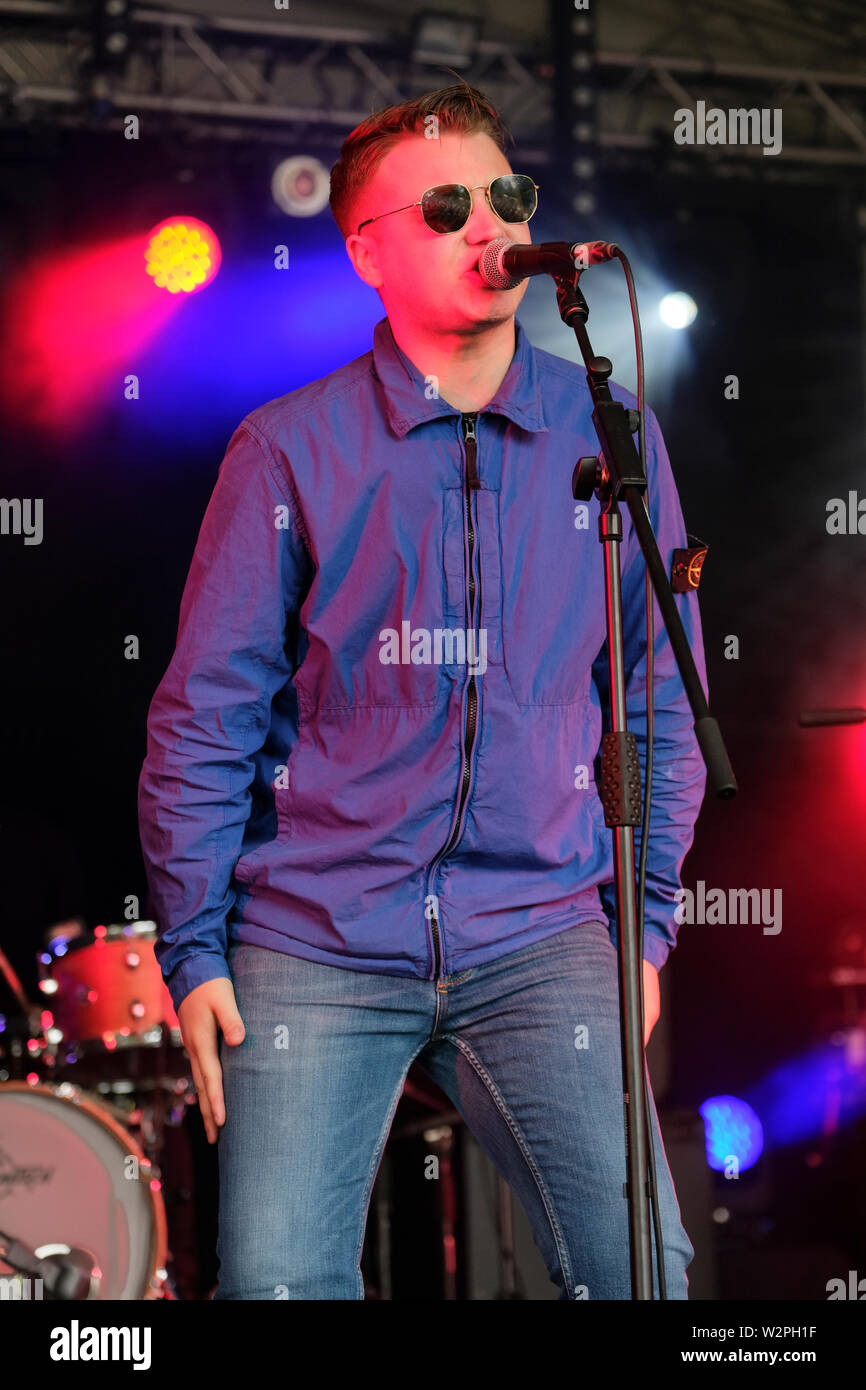 Joe slater singer hi-res stock photography and images - Alamy