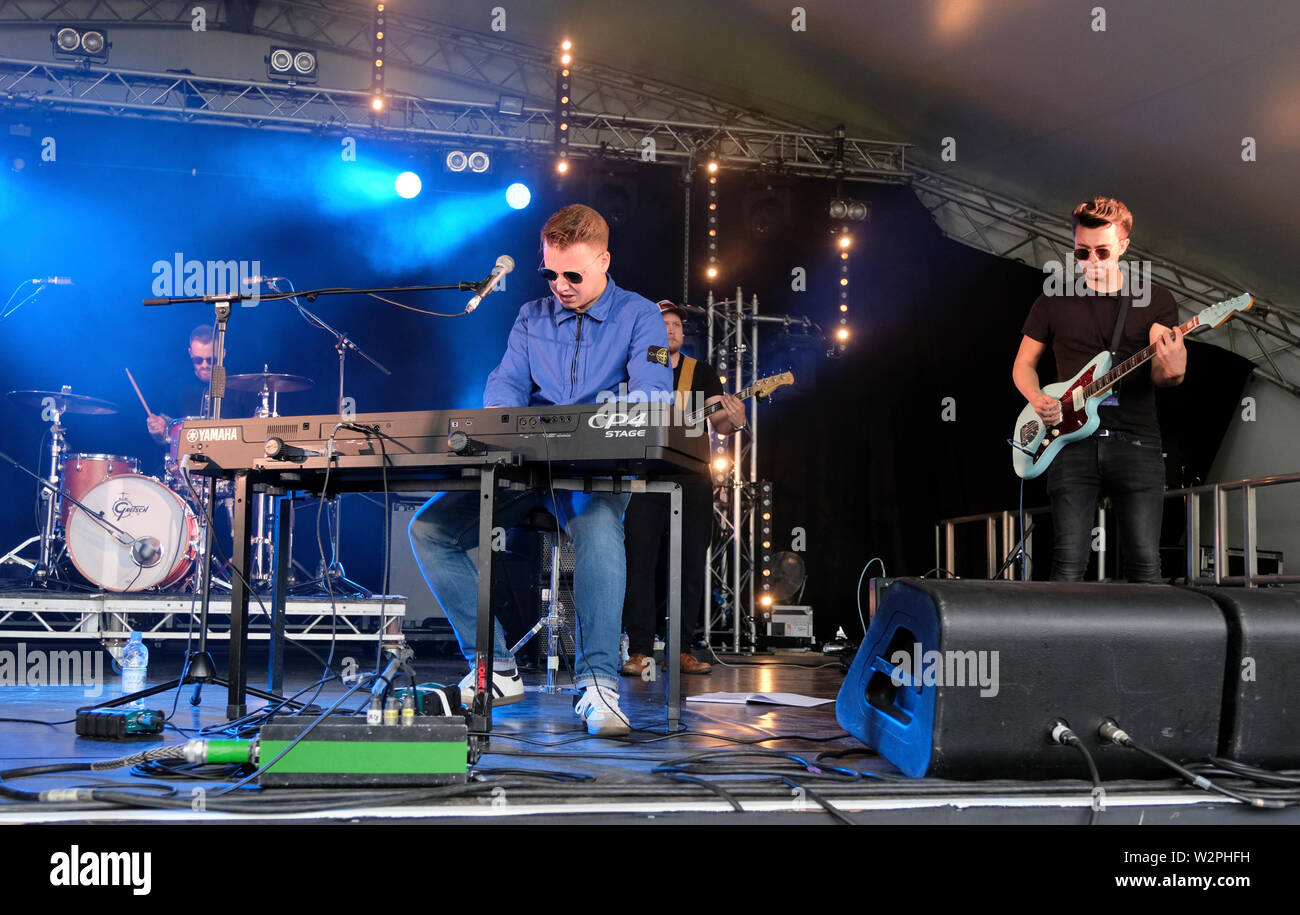 Joe slater singer hi-res stock photography and images - Alamy