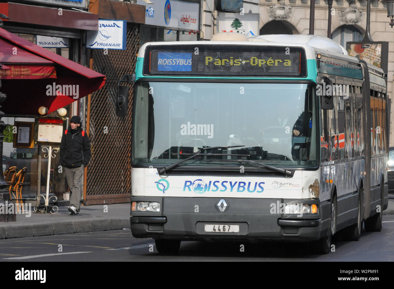 Roissybus hi-res stock photography and images - Alamy