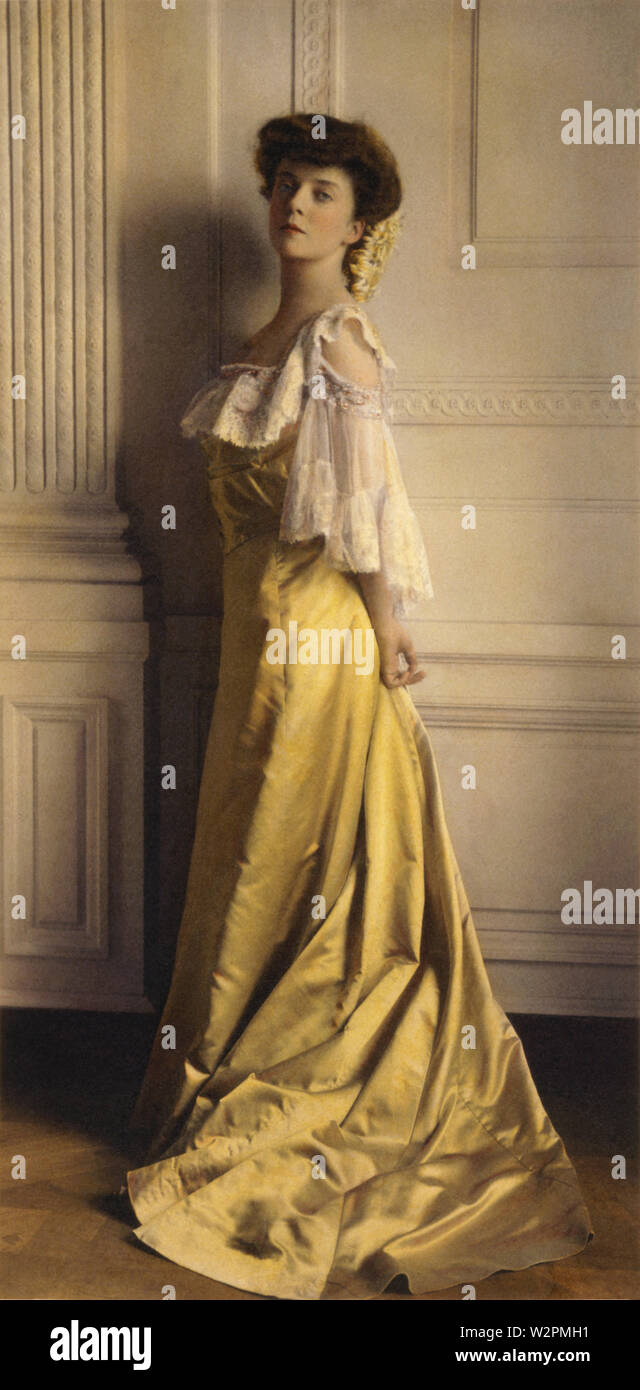 Alice benjamin hi-res stock photography and images - Alamy