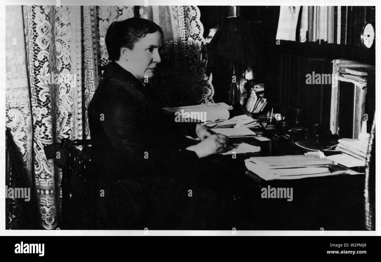 Alice cunningham hi-res stock photography and images - Alamy