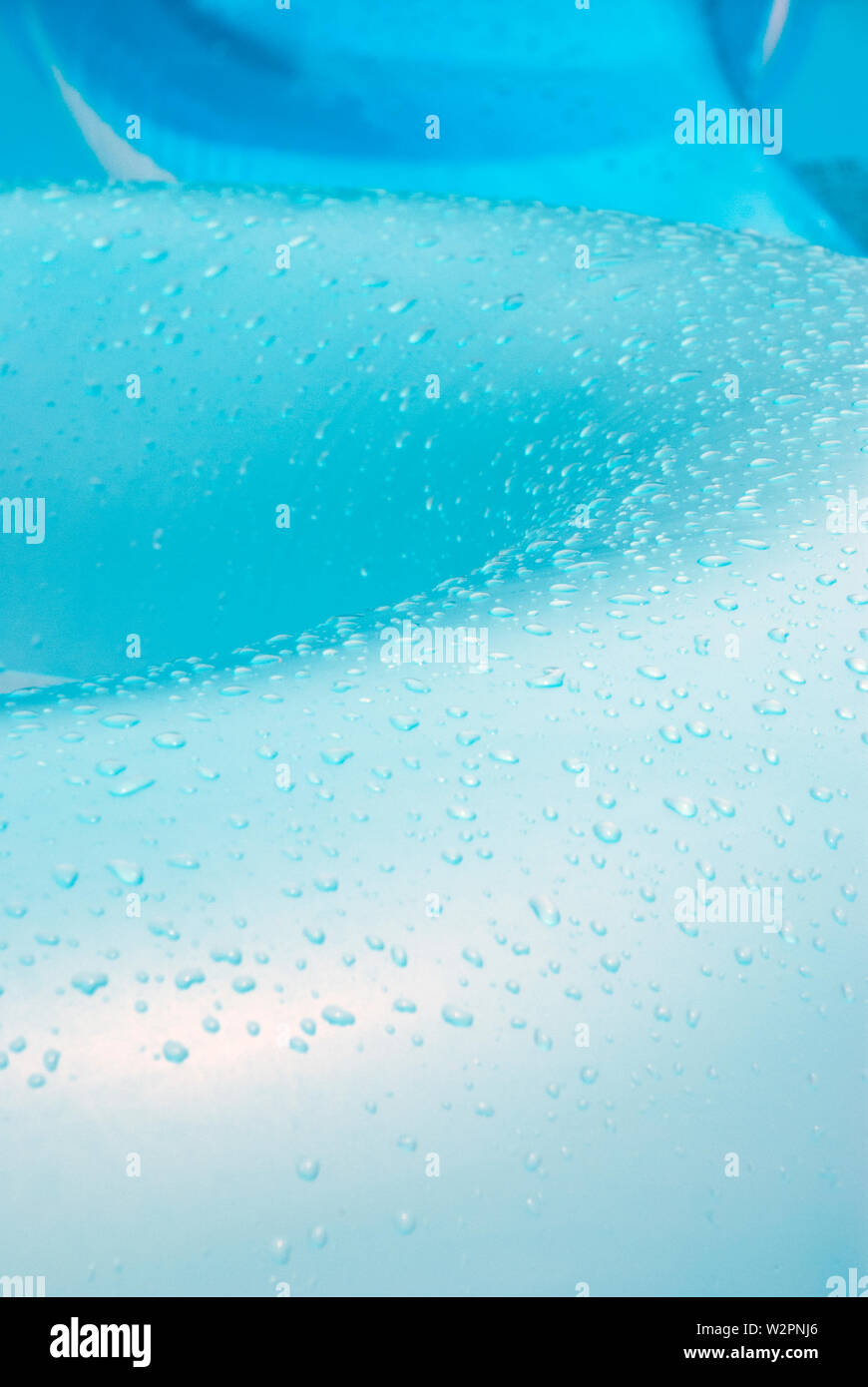 Water drops in pool hi-res stock photography and images - Alamy