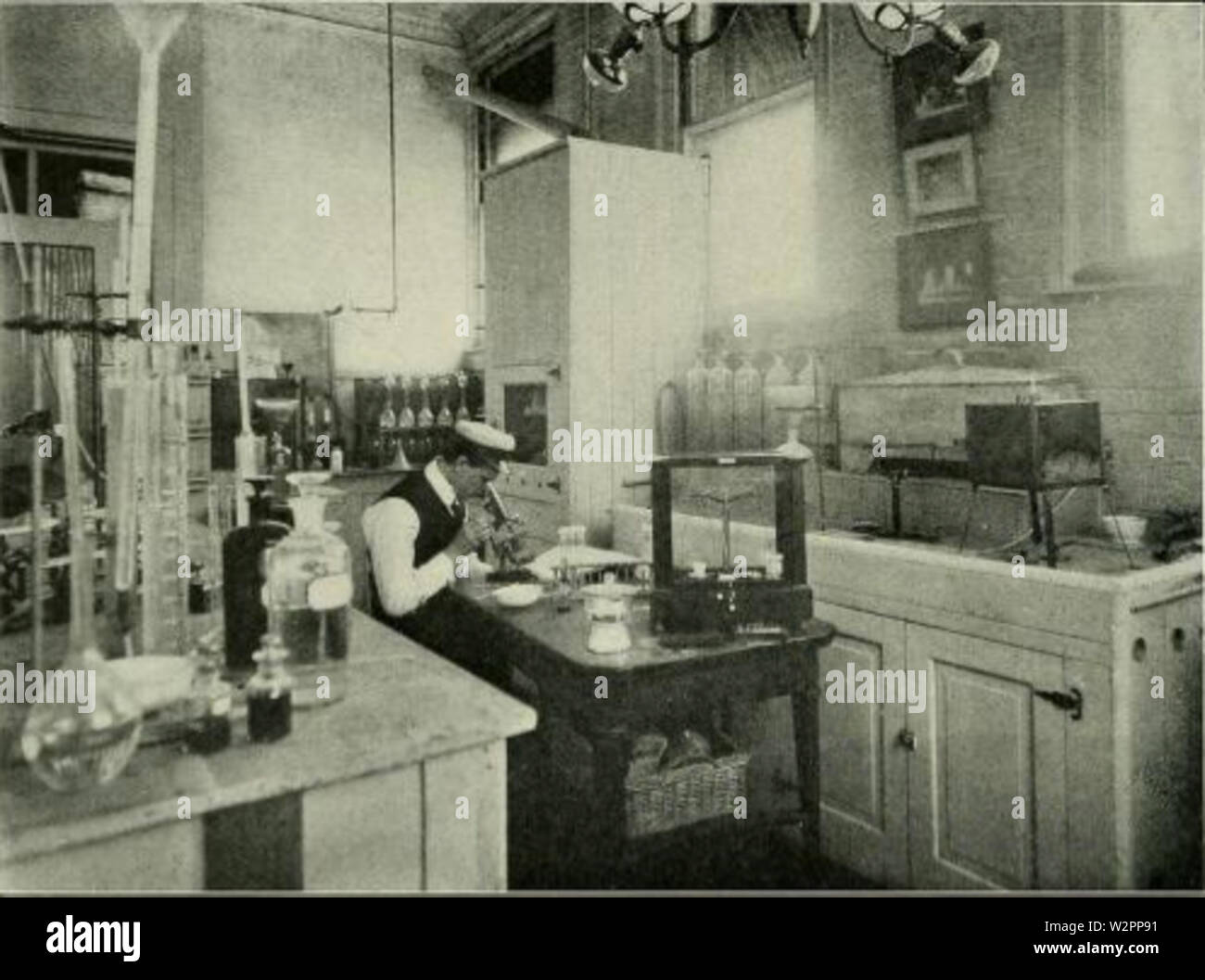 1910s bakery hi-res stock photography and images - Alamy