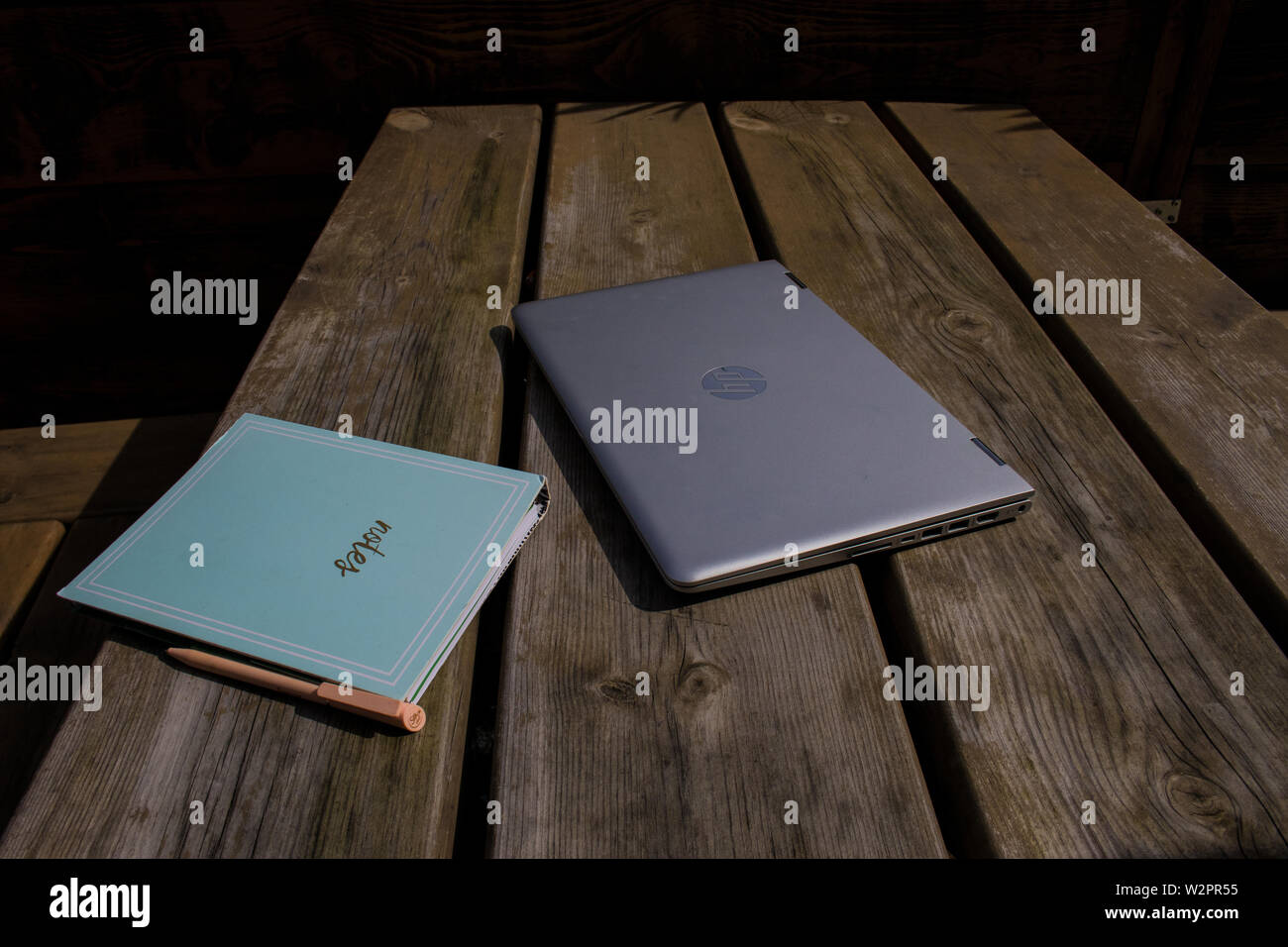 Organzination hi-res stock photography and images - Alamy