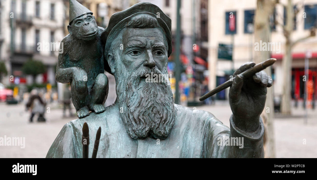 Memorial to Pieter Bruegel the Elder, sculpted by Tom Frantzen, at ...