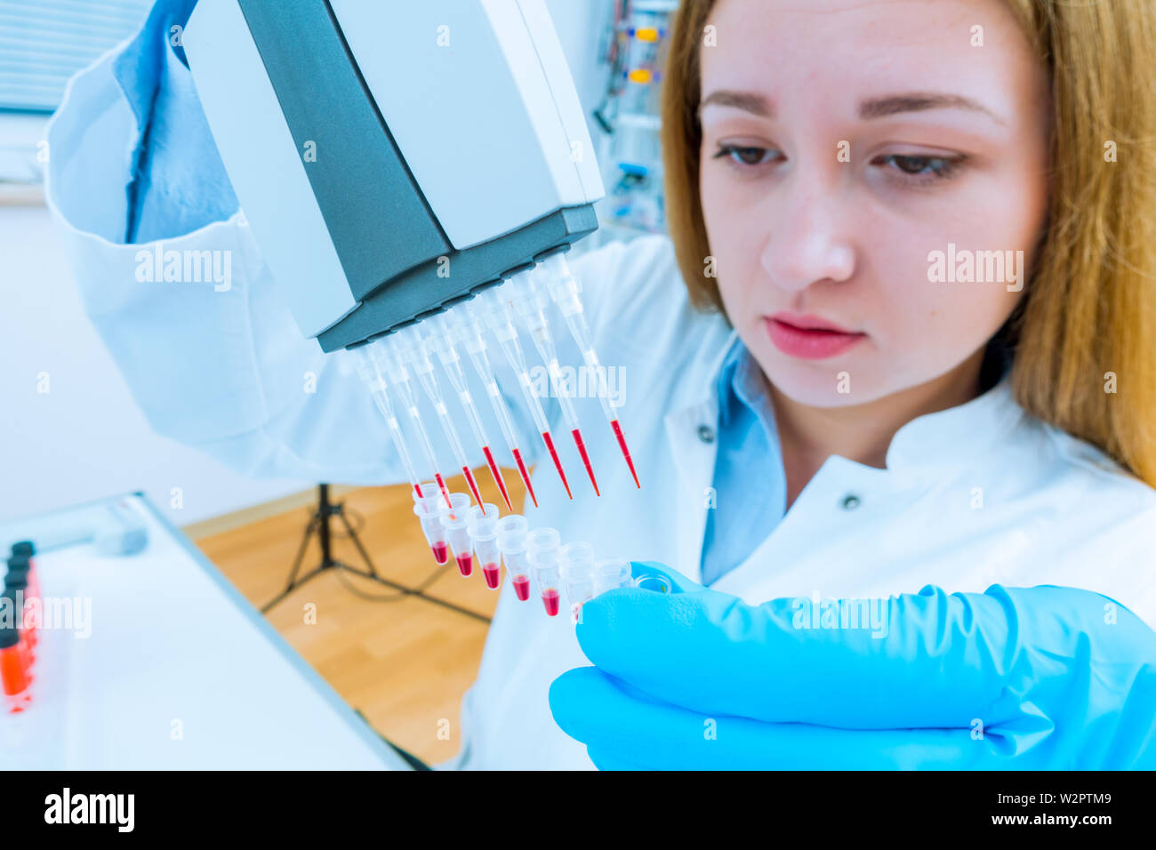 Girl lab technician at the clinic's microbiology laboratory Stock Photo ...