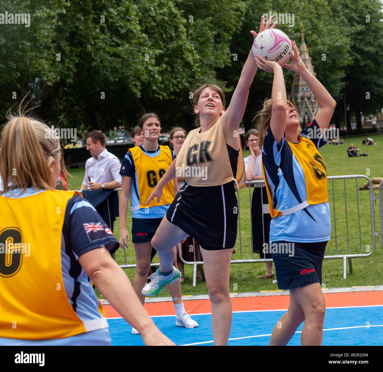 Netball england team hi-res stock photography and images - Alamy