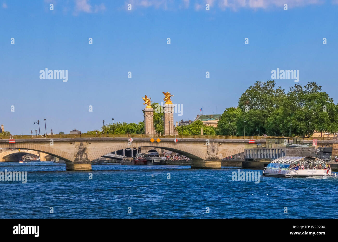 Invalides bridge downstream hi-res stock photography and images - Alamy