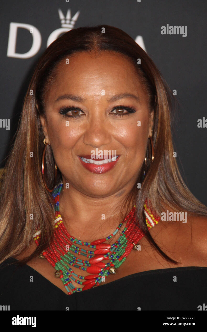 Stephanie Burton's Instagram, Twitter & Facebook on IDCrawl