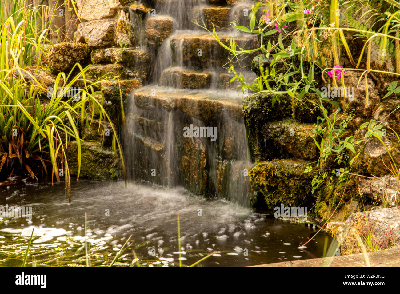Long exposure water feature fountain hi-res stock photography and ...