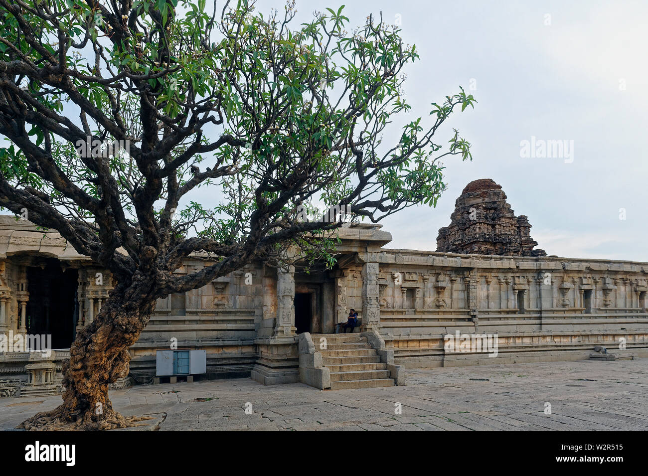 Ancient Hindu Vitthala temple Stock Photo - Alamy