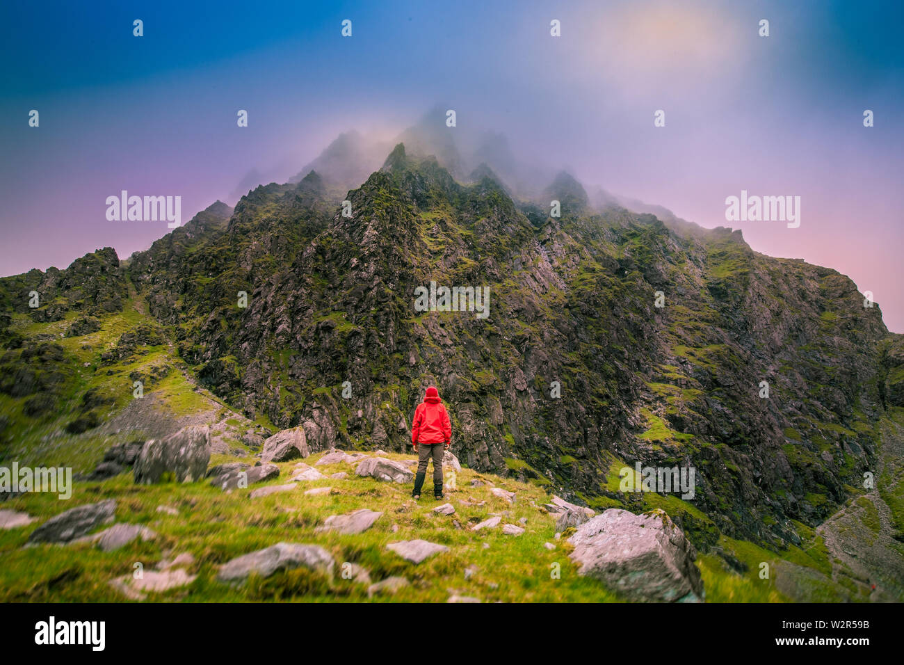 MacGillycuddy's Reeks, co. Kerry / Ireland - Spectacular view of the ...