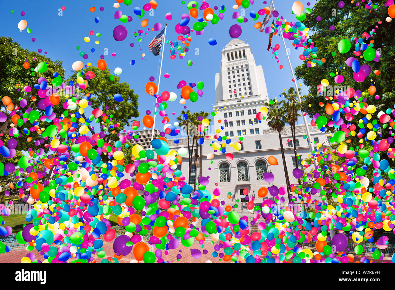 Los Angeles town hall building with air balloons Stock Photo - Alamy