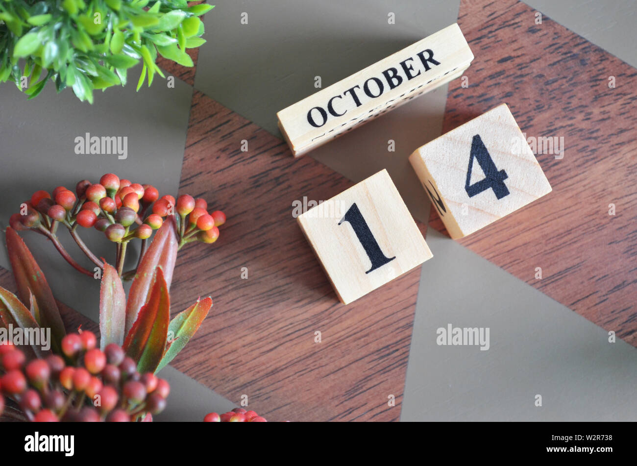 October 14 calendar time hi-res stock photography and images - Alamy