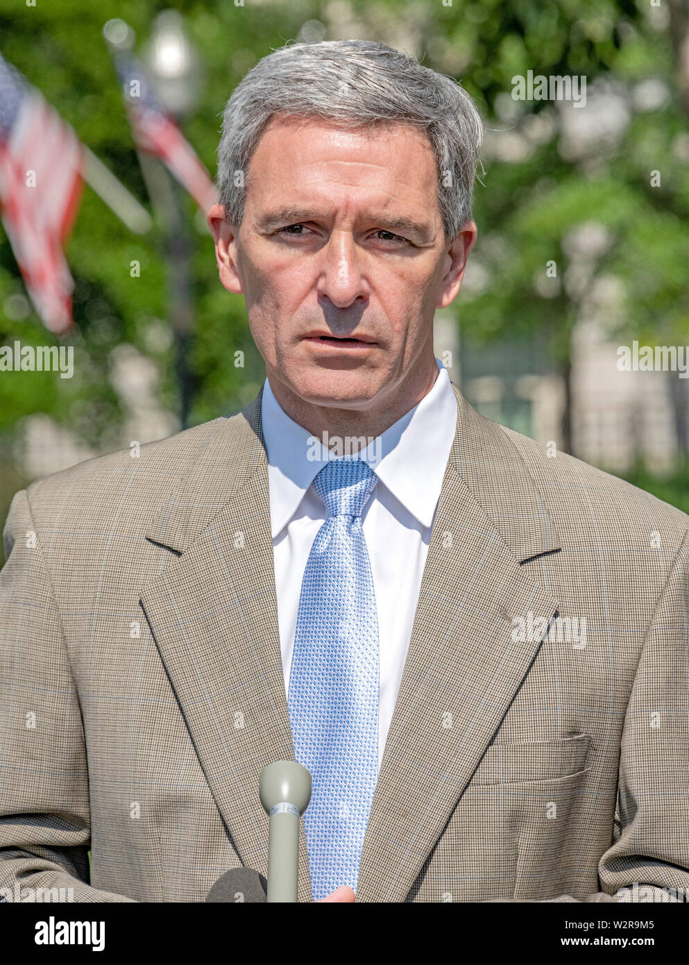 Kenneth thomas cuccinelli ii hi-res stock photography and images - Alamy
