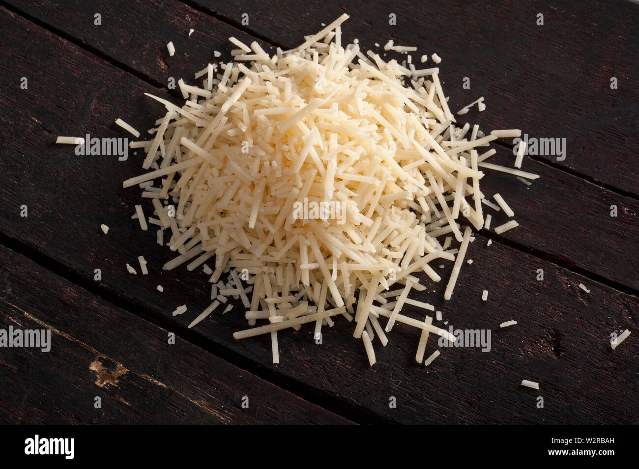 Pile grated cheddar cheese hi-res stock photography and images - Alamy