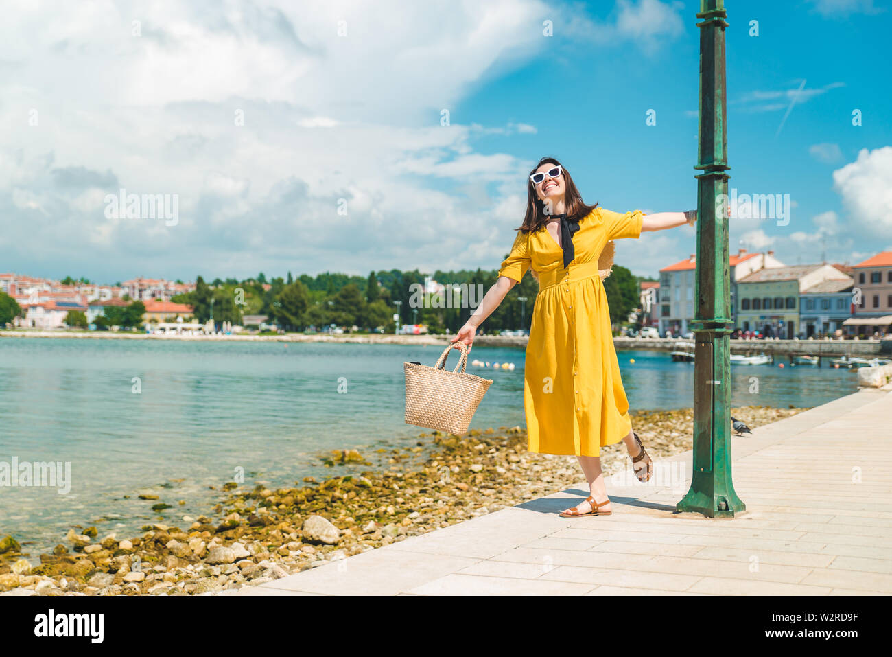 Woman sundress from behind hi-res stock photography and images - Alamy