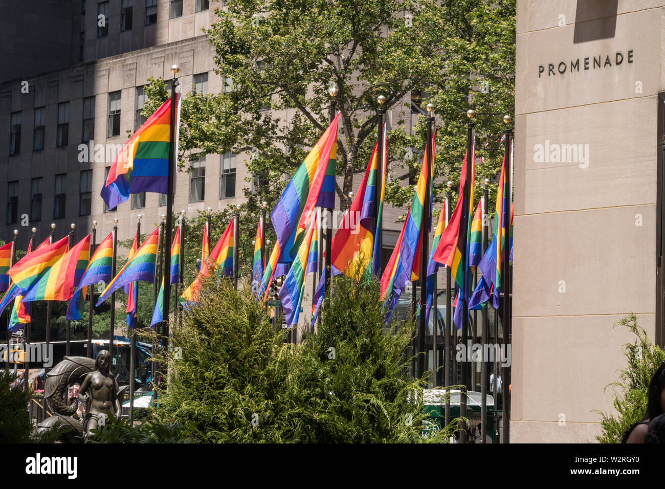Rockefeller plaza sign hi-res stock photography and images - Alamy