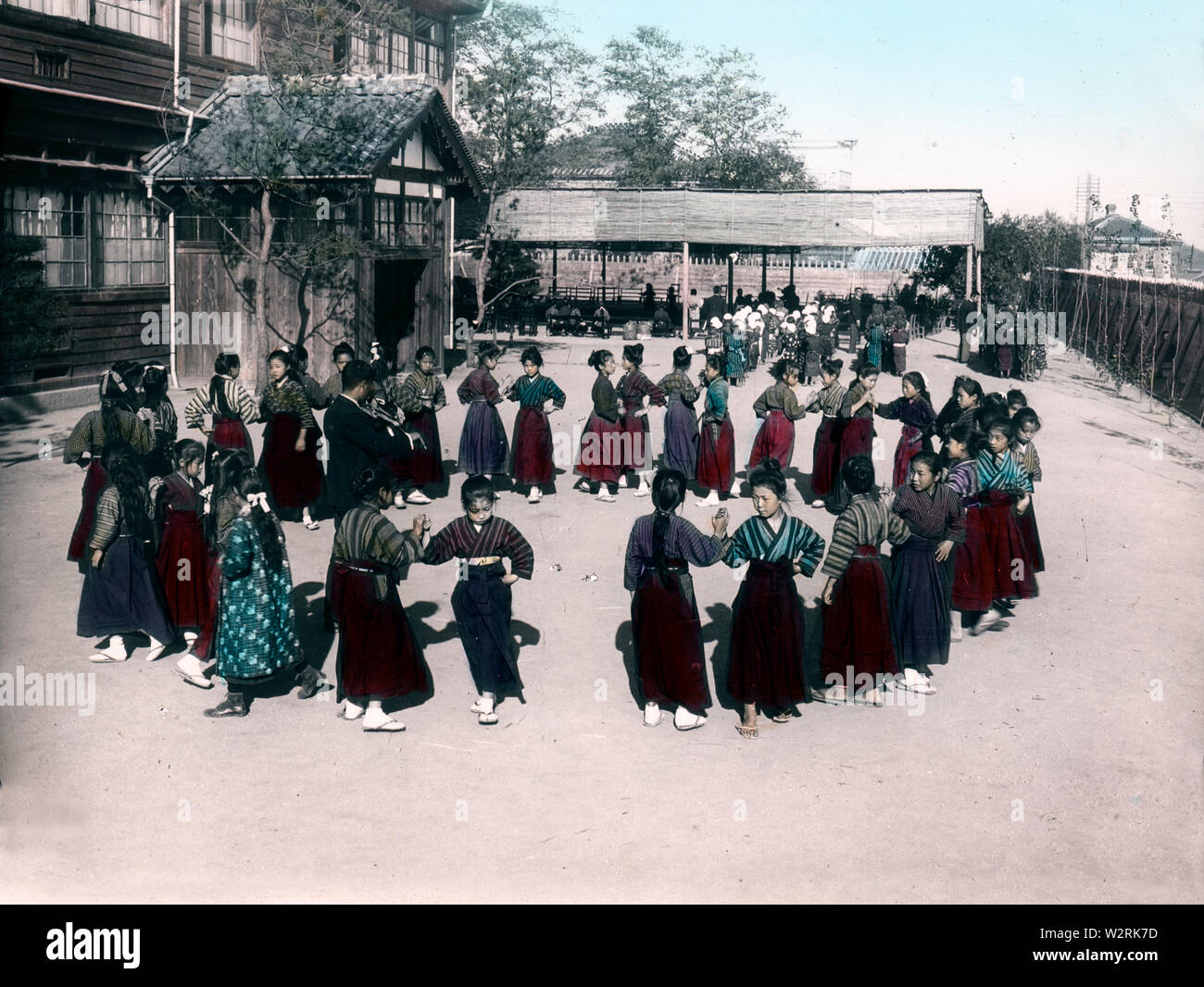 Early 1900s children japan hi-res stock photography and images - Alamy