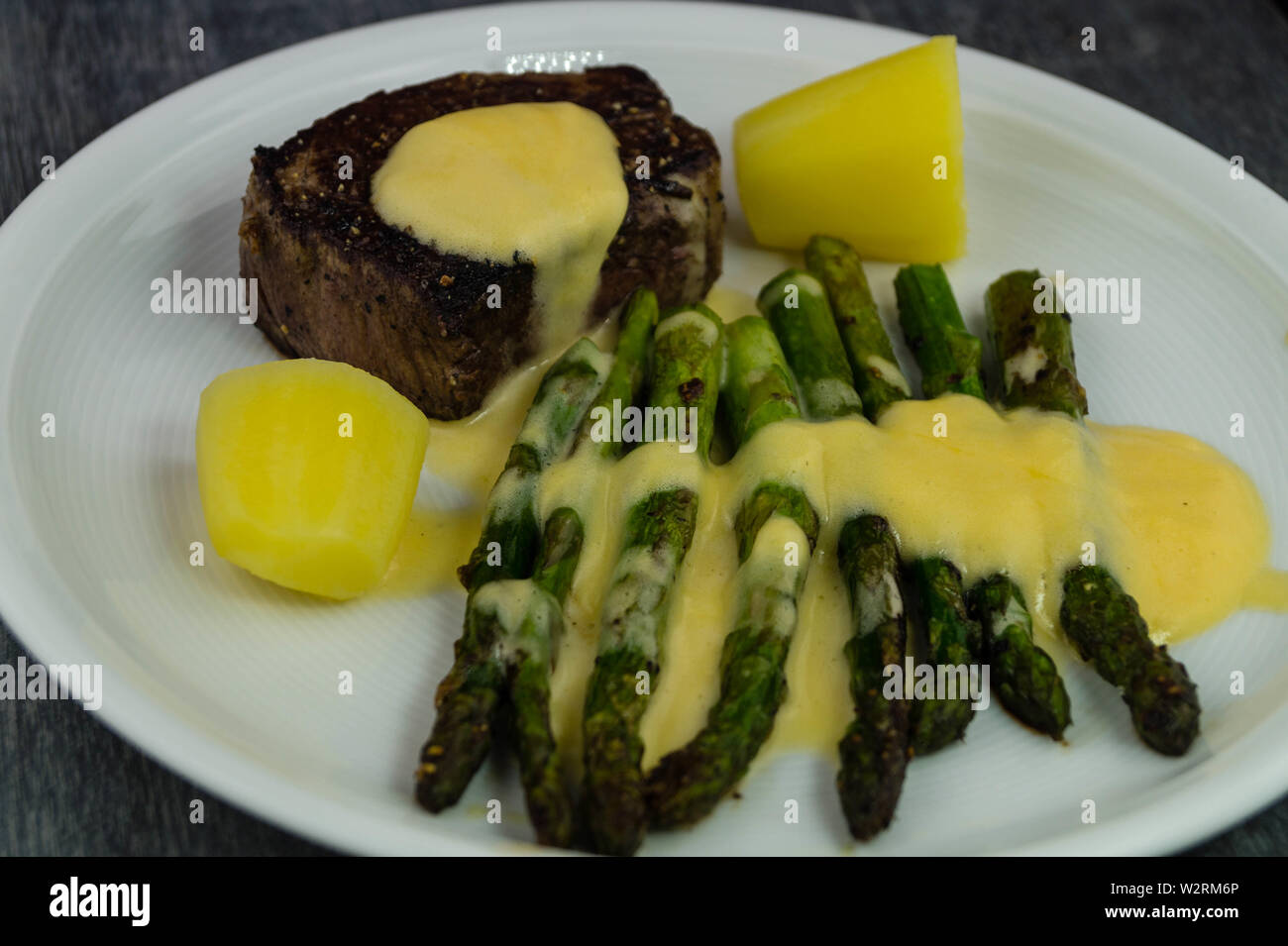 Filet Mignon with green Asparagus and Sauce bernaise Stock Photo - Alamy