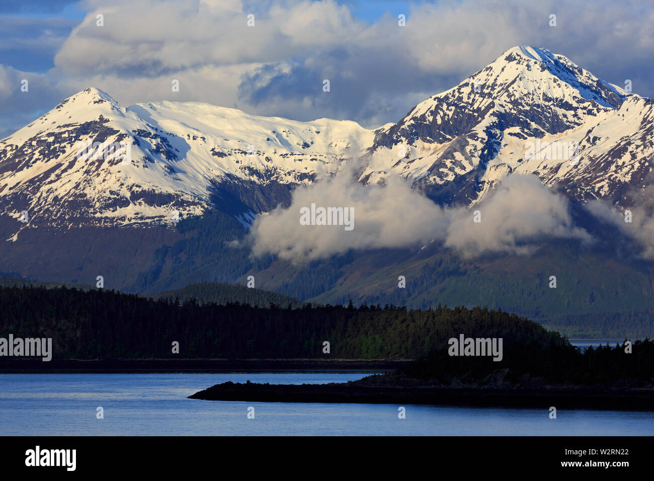 Chilkoot inlet hi-res stock photography and images - Alamy