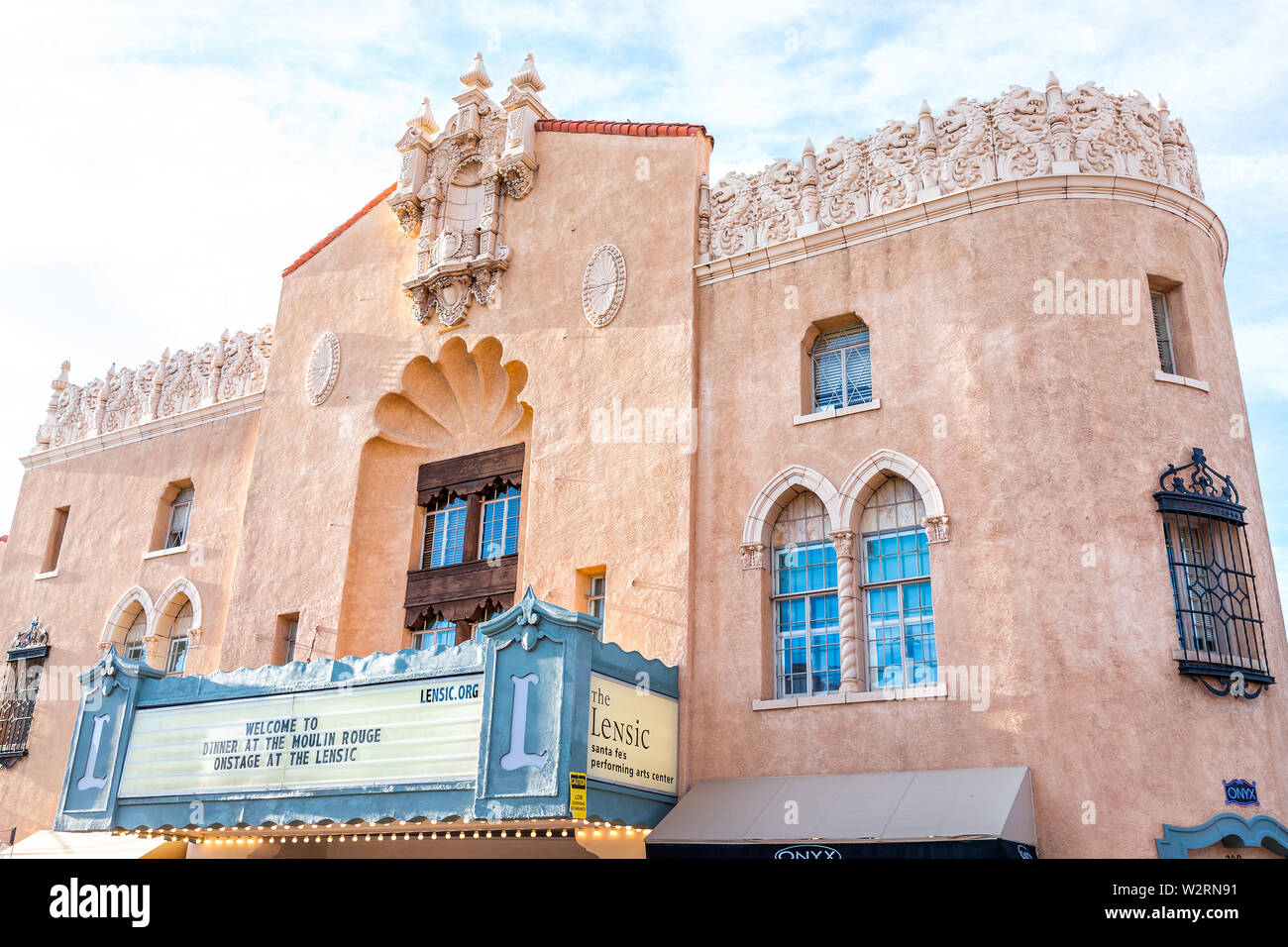 Adobe style architecture hi-res stock photography and images - Alamy