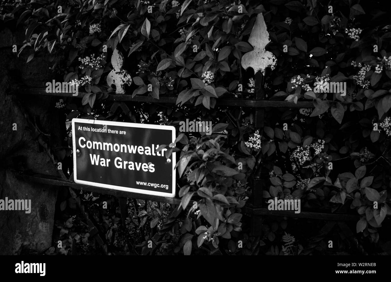 Cemetery uk sign hi-res stock photography and images - Alamy