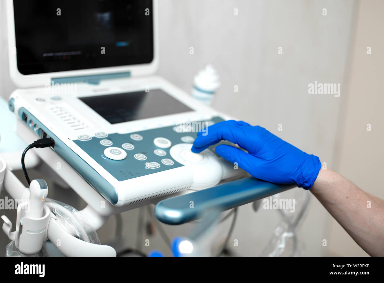 Ultrasonic Testing High Resolution Stock Photography and Images - Alamy
