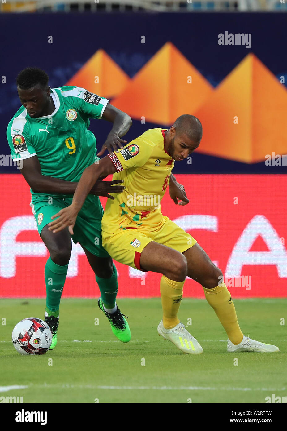 10 July 2019, Egypt, Cairo: Senegal's Mbaye Niang and Benin's Jordan ...