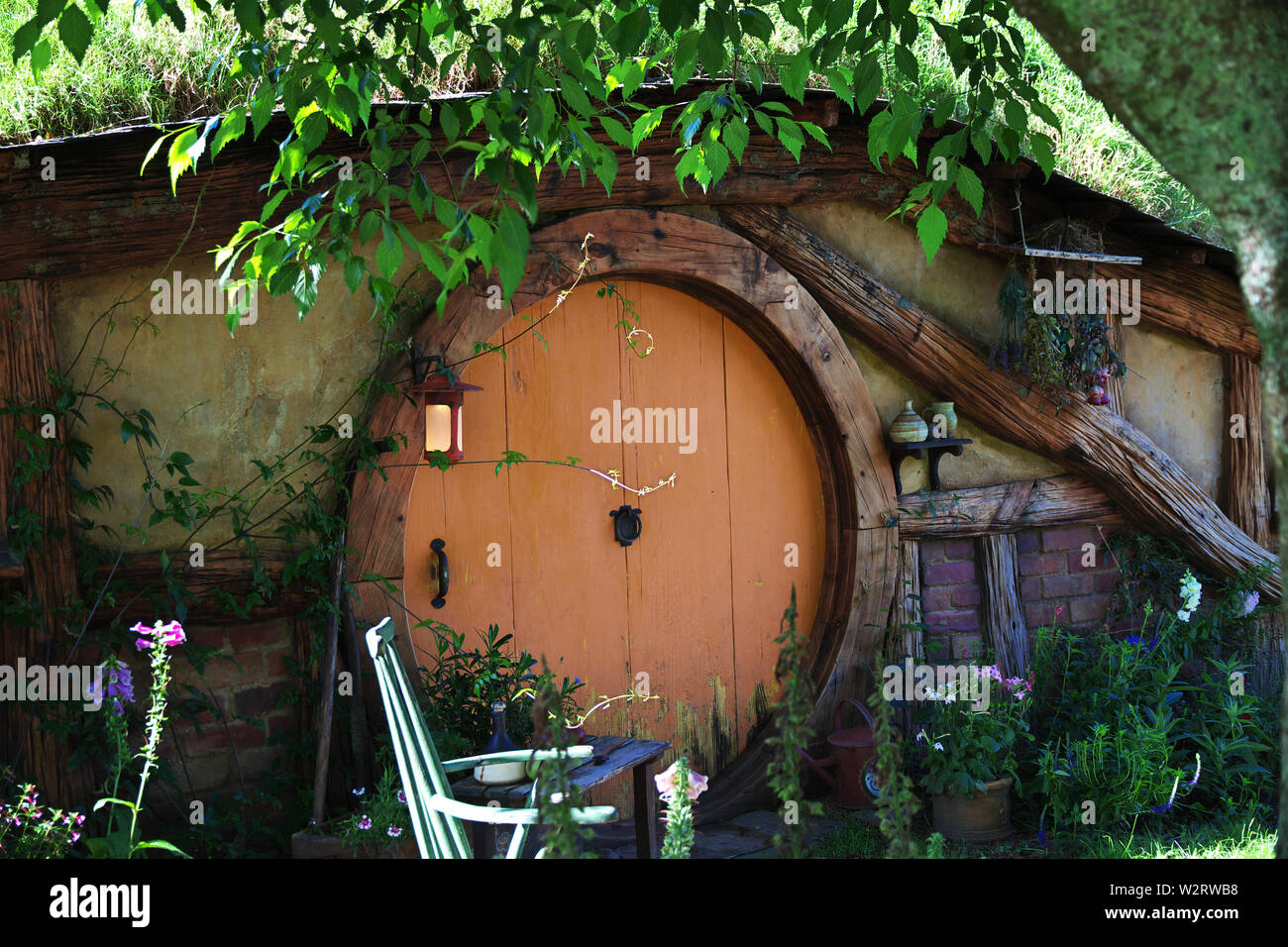 The lord of the rings frodo house hi-res stock photography and images ...