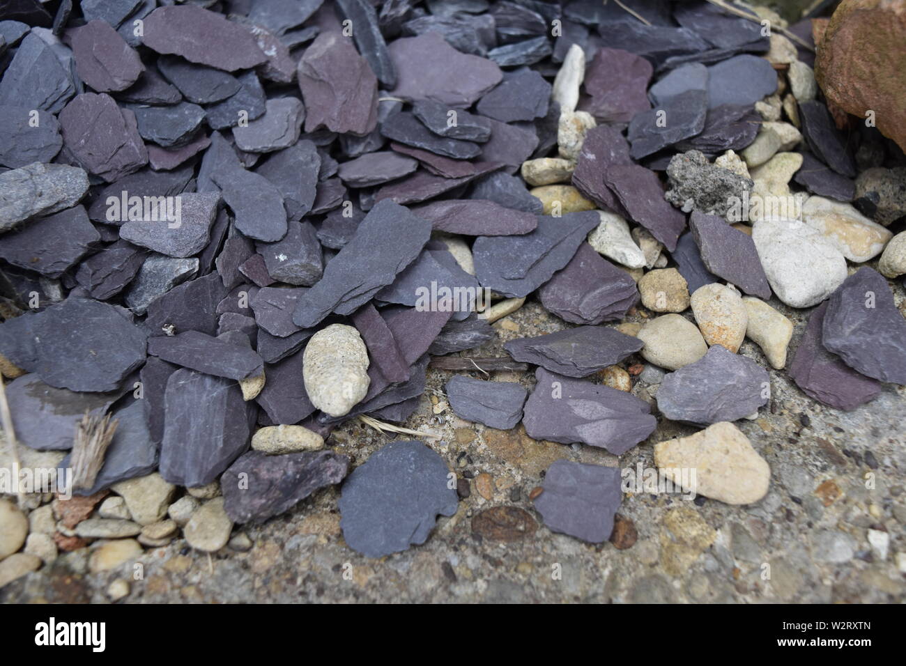 slate shingle pebbles Stock Photo - Alamy