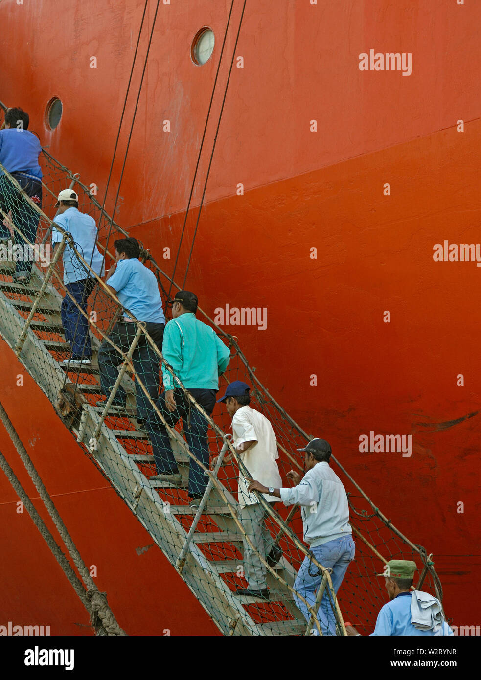 Stevedores hi-res stock photography and images - Alamy