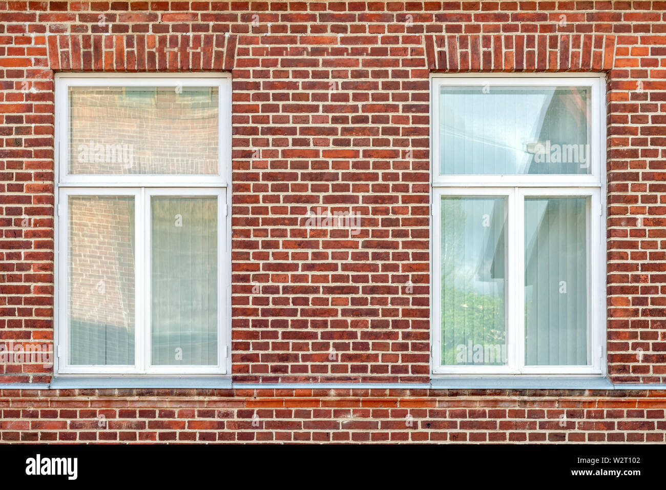 Rectangular windows hi-res stock photography and images - Alamy