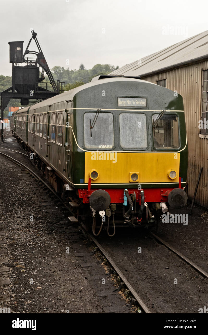 Class 101 dmu hi-res stock photography and images - Alamy