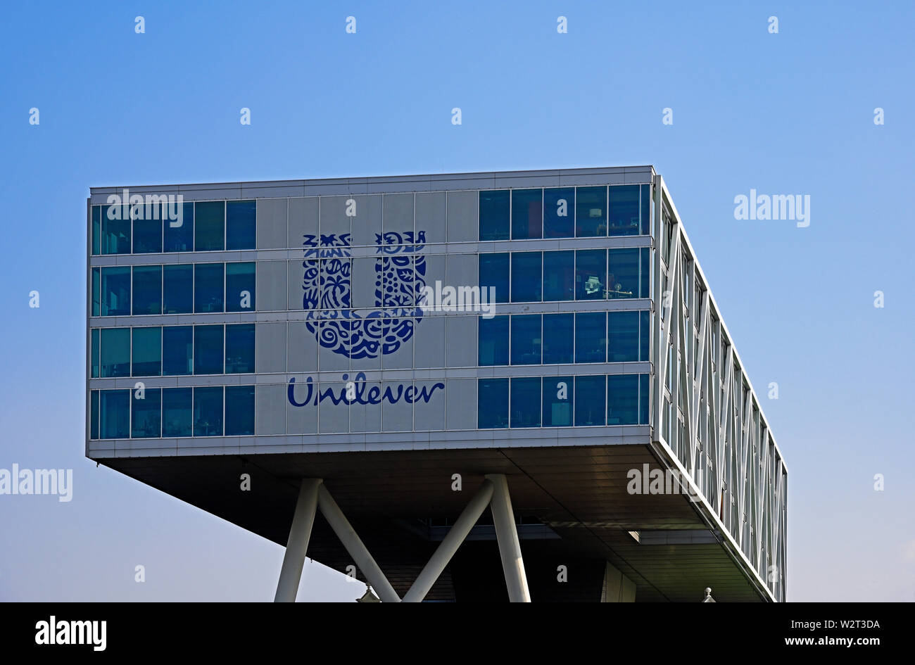 Unilever hi-res stock photography and images - Alamy
