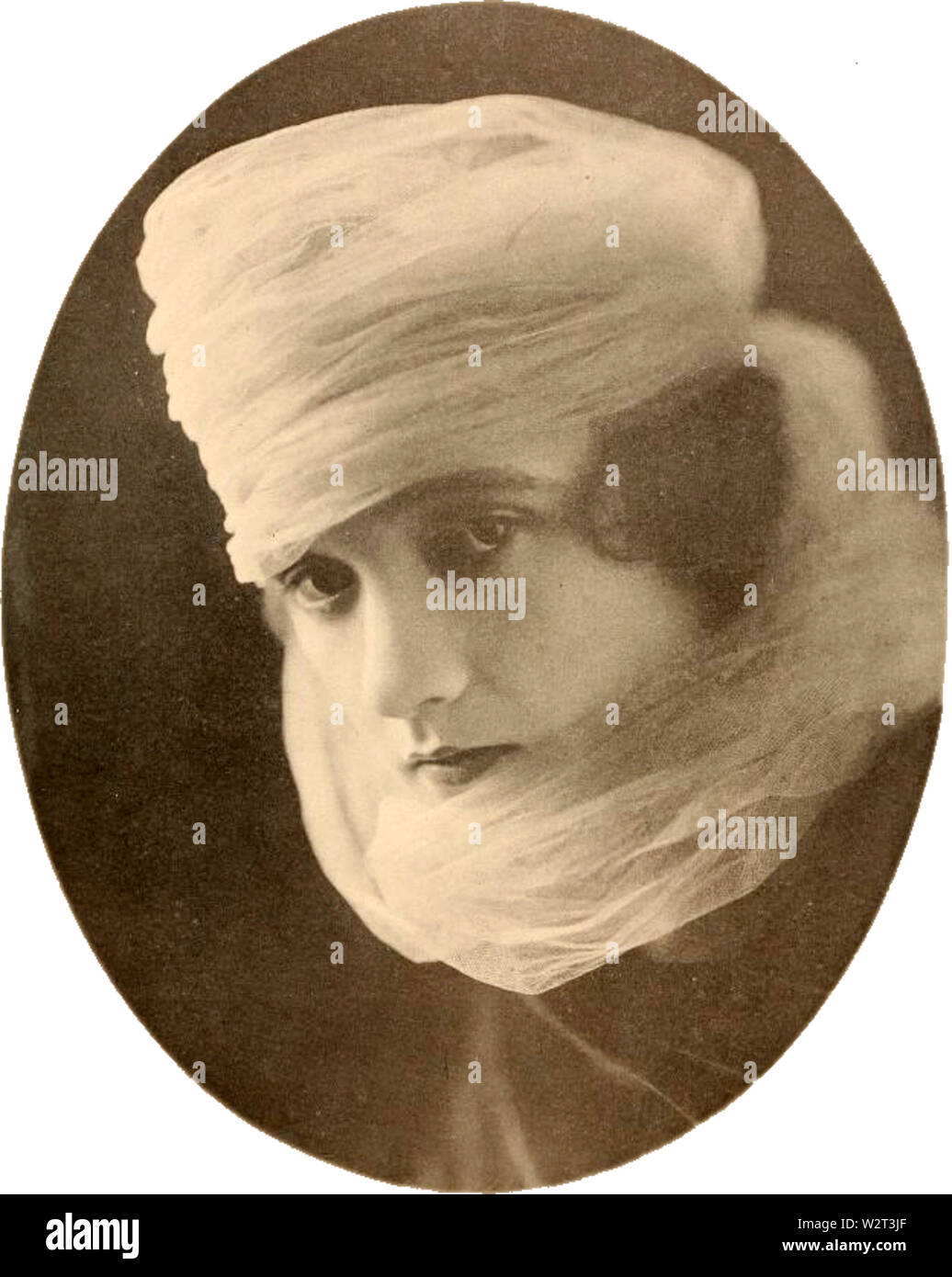Constance talmadge hi-res stock photography and images - Alamy