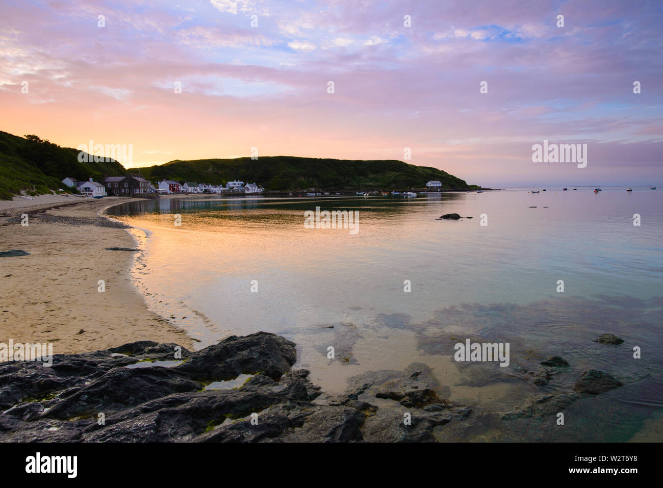 Ty coch pub hi-res stock photography and images - Alamy