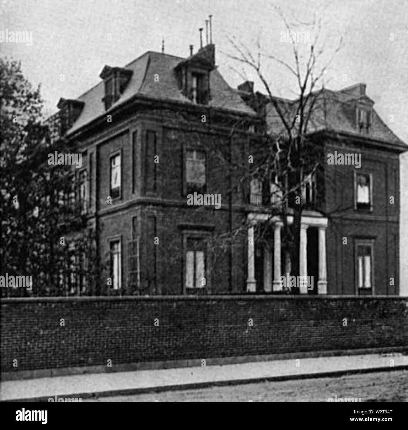 Deacon house Black and White Stock Photos & Images - Alamy