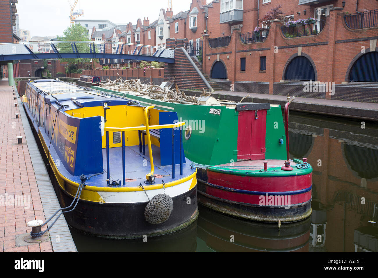 Birmingham Worcester Canal, Broad st area Stock Photo - Alamy