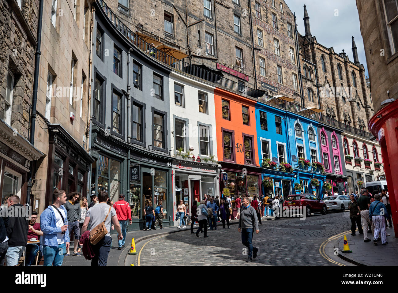Victoria street scottish architecture hi-res stock photography and ...