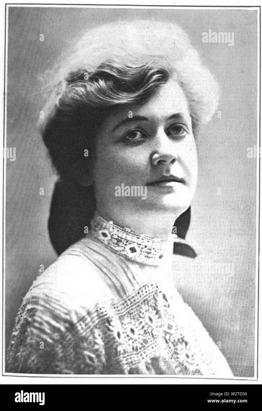 Dorothy Tennant actress 1905 Harpers Stock Photo - Alamy
