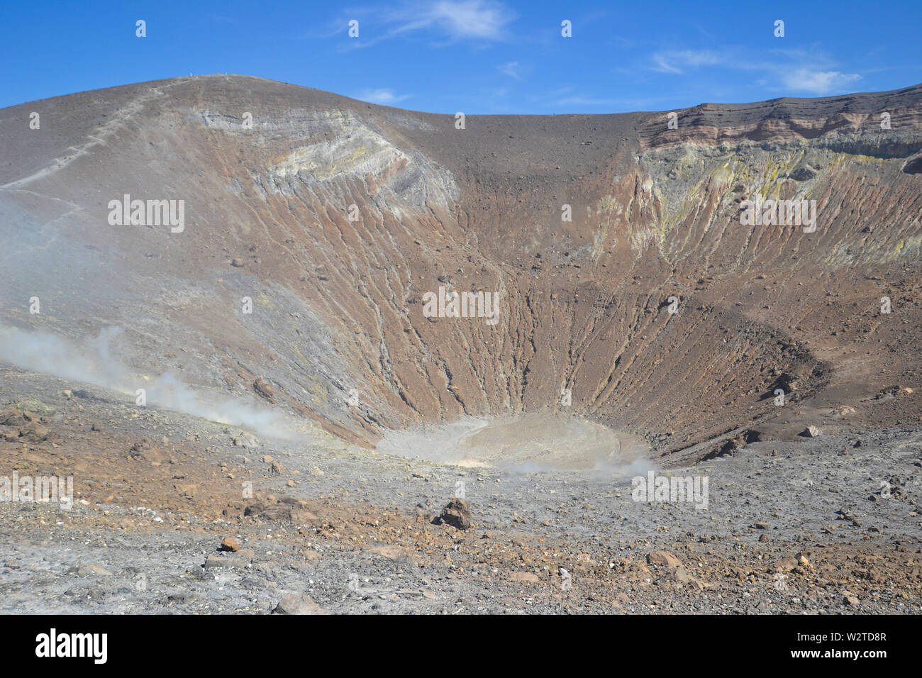 Vulcano volcano crater in aeolian islands hi-res stock photography and ...