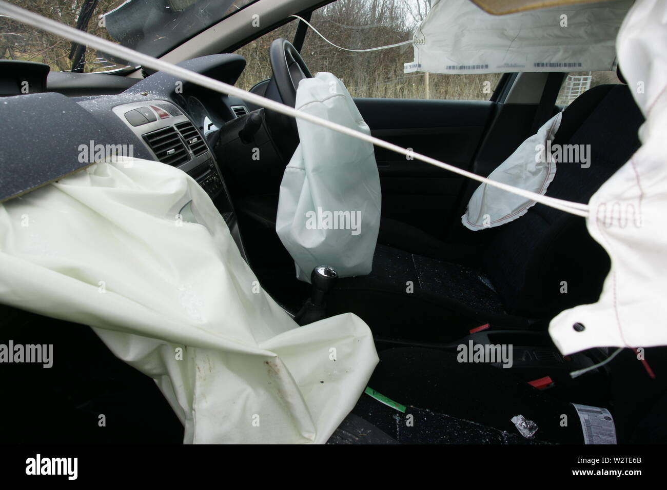 Ambulance chase vehicle hi-res stock photography and images - Alamy