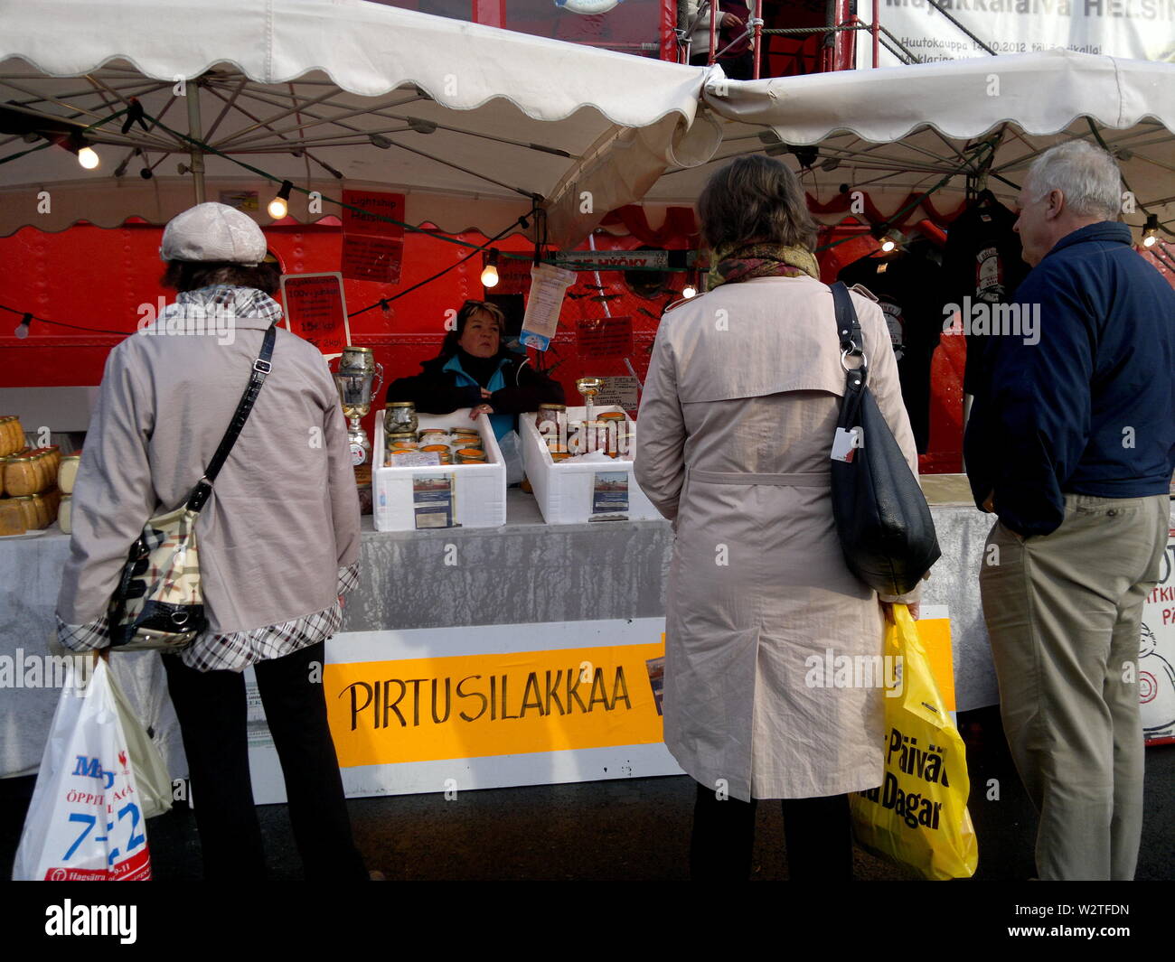 Runner vomiting hi-res stock photography and images - Alamy