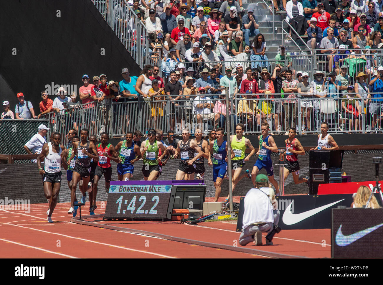 CALIFORNIA - USA - 30 JUNE 2019: Athletes competing in the men 1 Mile ...