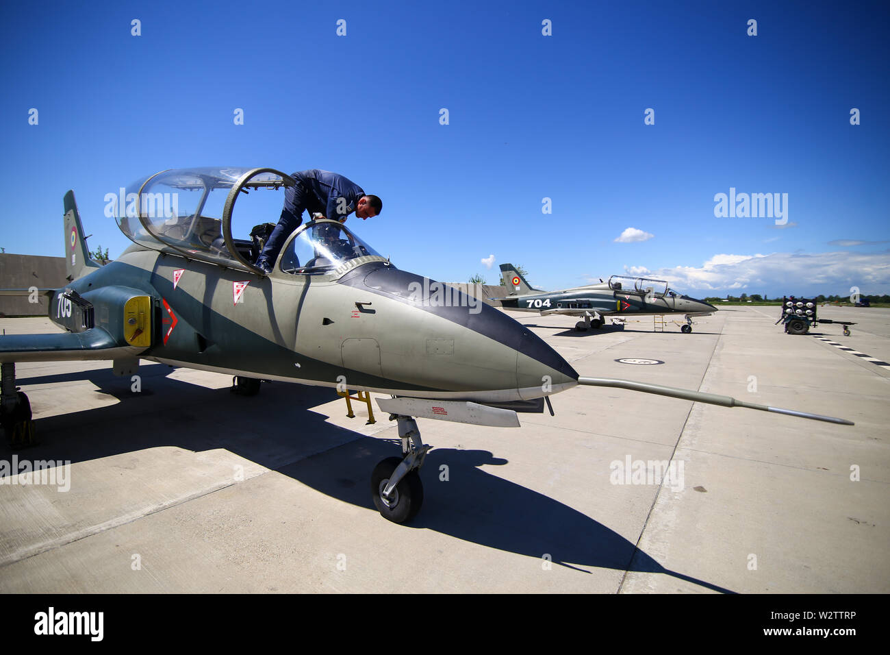 Light military jet trainer hi-res stock photography and images - Alamy