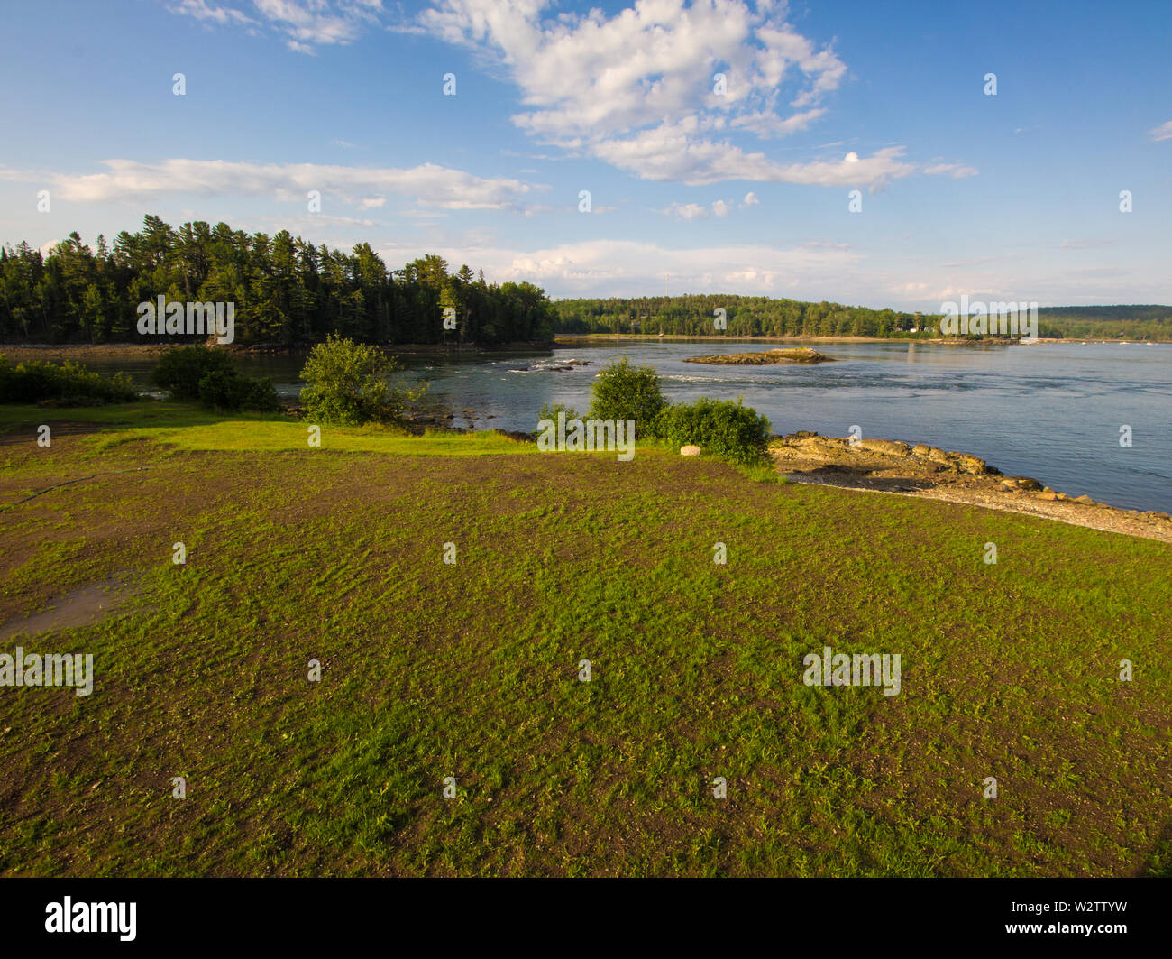 Tidal falls preserve hi-res stock photography and images - Alamy
