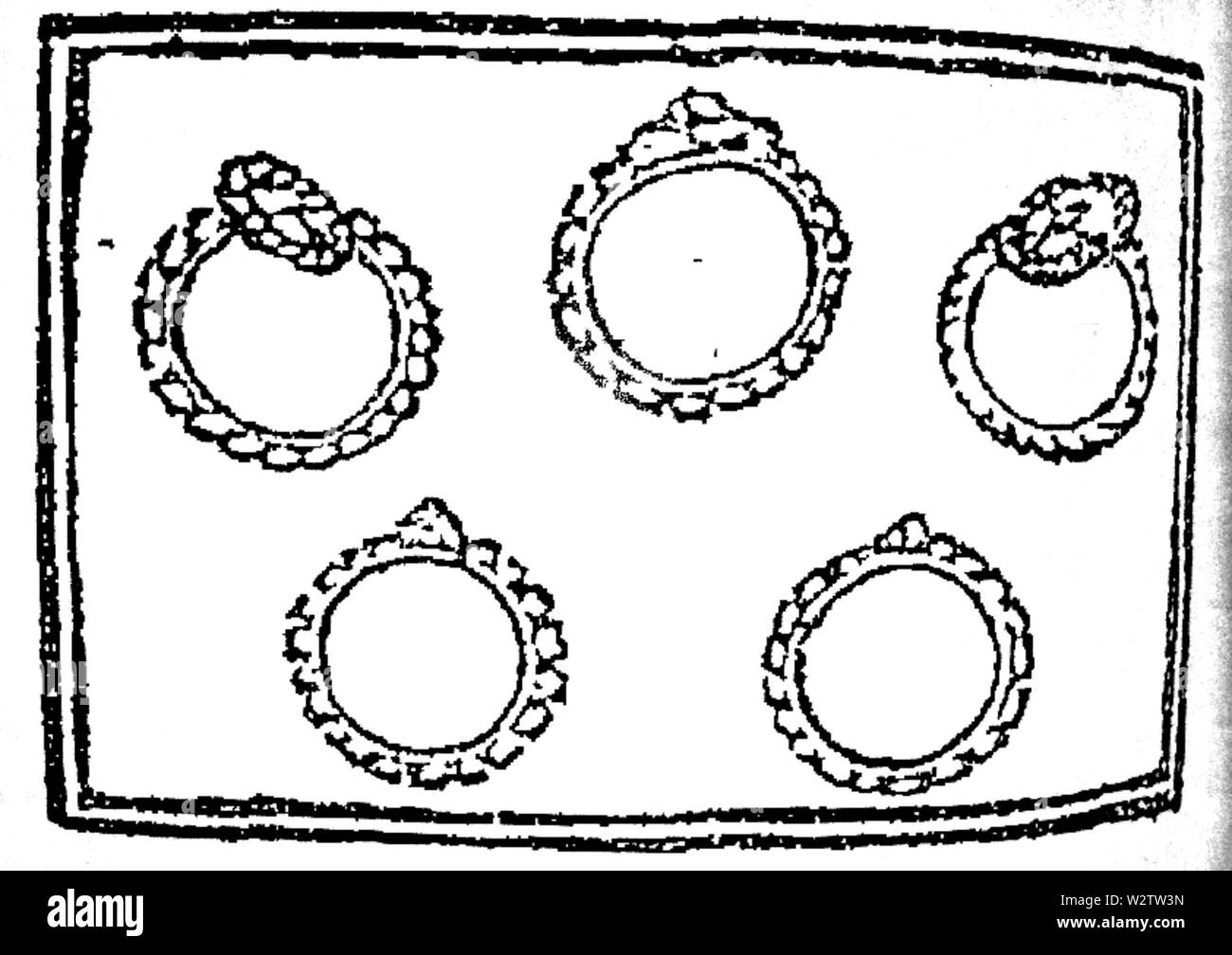 Five gold rings hi-res stock photography and images - Alamy